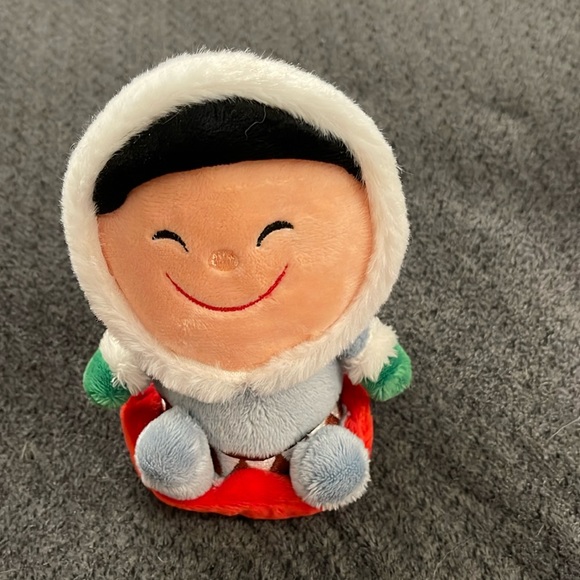 Hallmark | Holiday | Hallmark Eskimo Rolling Plush J5 | Poshmark